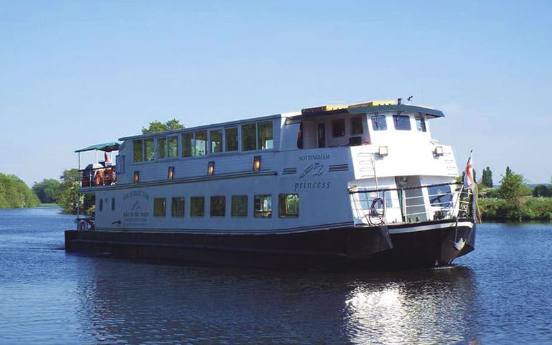 Boat Trips Near Me | Top Things To Do | DOWTK