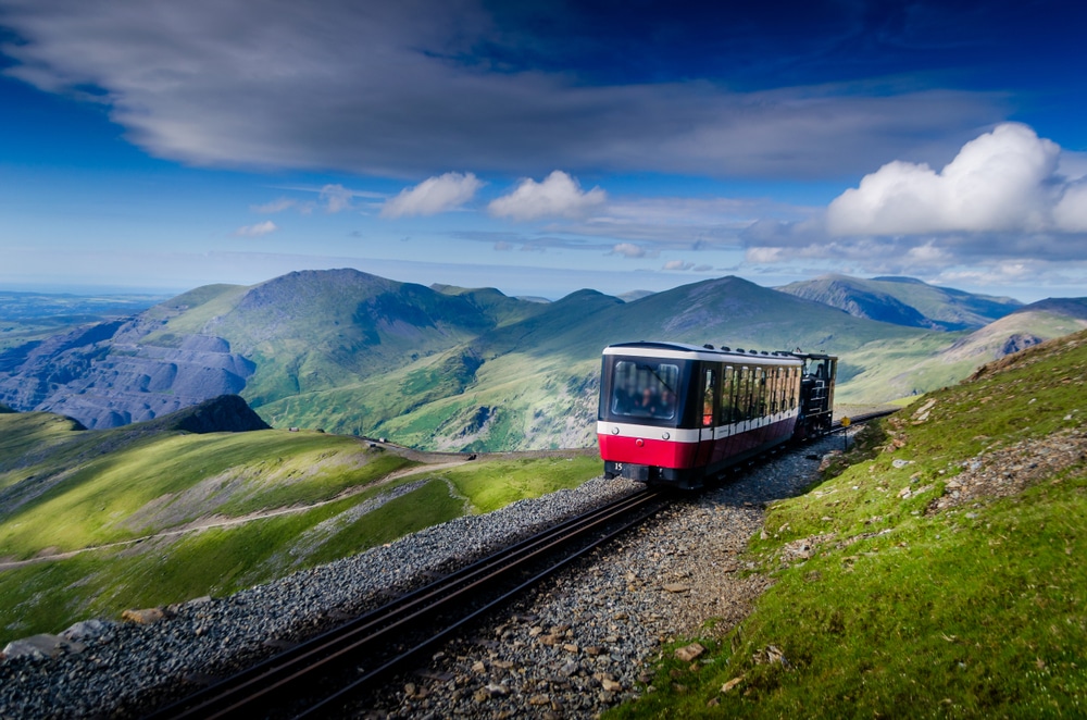 Snowdonia Zip Wire | Top Things To Do | DOWTK