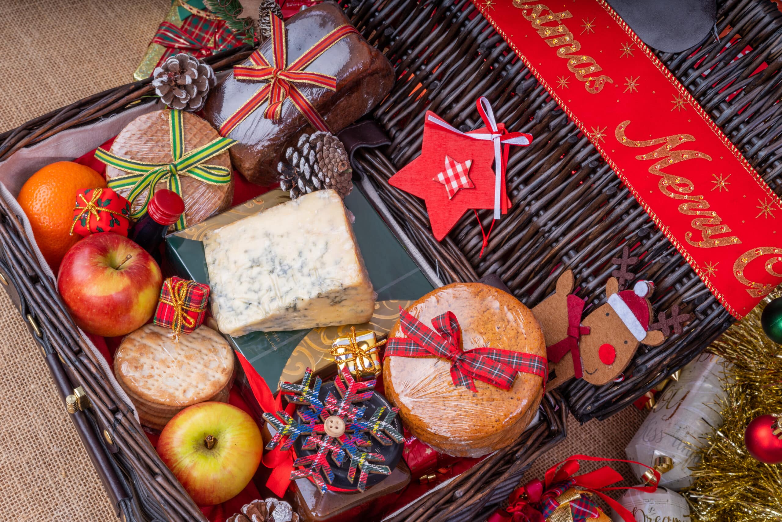 Top 15 M&S Christmas Food 2025 | Top Things To Do | DOWTK