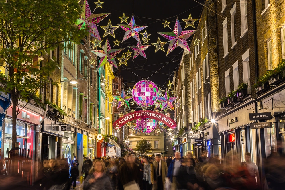 London Christmas Lights 2025 | Top Things To Do | DOWTK