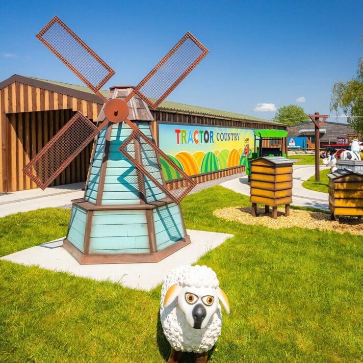 New Tractor Country Ride Folly Farm | Top Things To Do | DOWTK