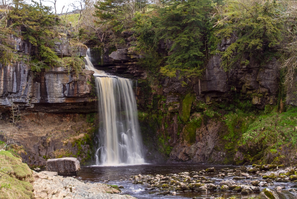 10 Best Waterfalls In North Yorkshire | Top Things To Do | DOWTK