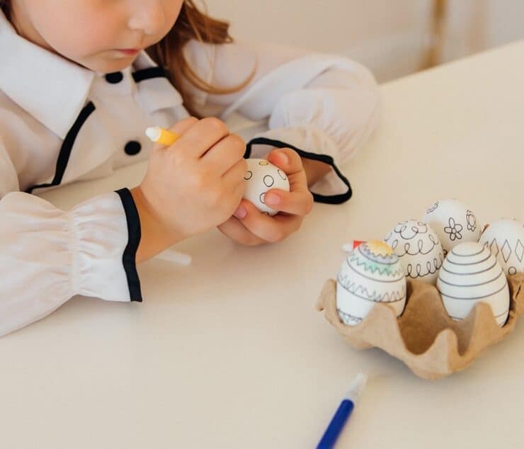Egg-straordinary Art: Fun Easter Egg Decorating for Kids | DOWTK