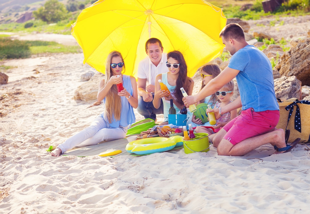 Beach Activities For Kids | Top Things To Do | DOWTK